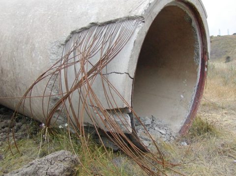 Prestressed concrete cylinder pipe (AWWA C301 standard) - PCCP - PICA ...